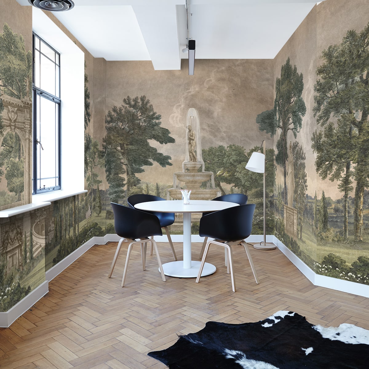 Garden Charm, European Style Room Wallpaper | Life n Colors